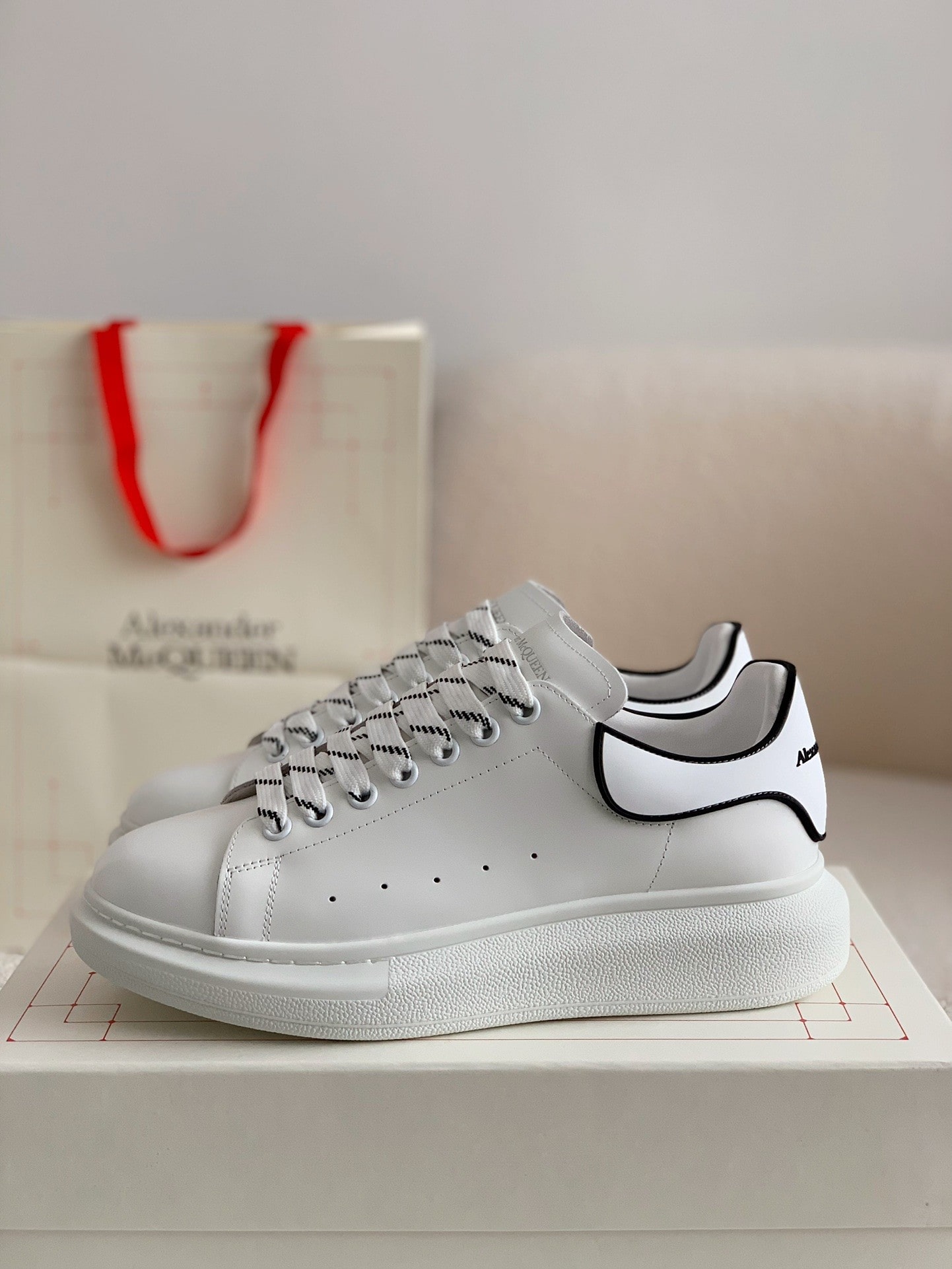 Alexander McQueen Men’s Oversized White Black Sneakers - Hollo