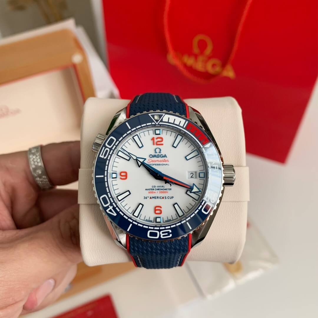 Omega Seamaster Planet Ocean 600M Co-Axial Master Chronometer - Hollo