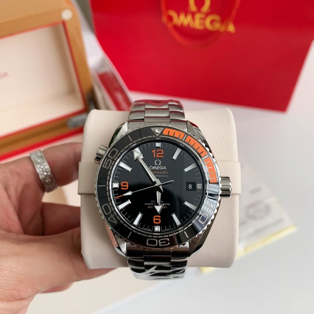 Omega Seamaster Planet Ocean Co-Axial Master Chronometer - Hollo